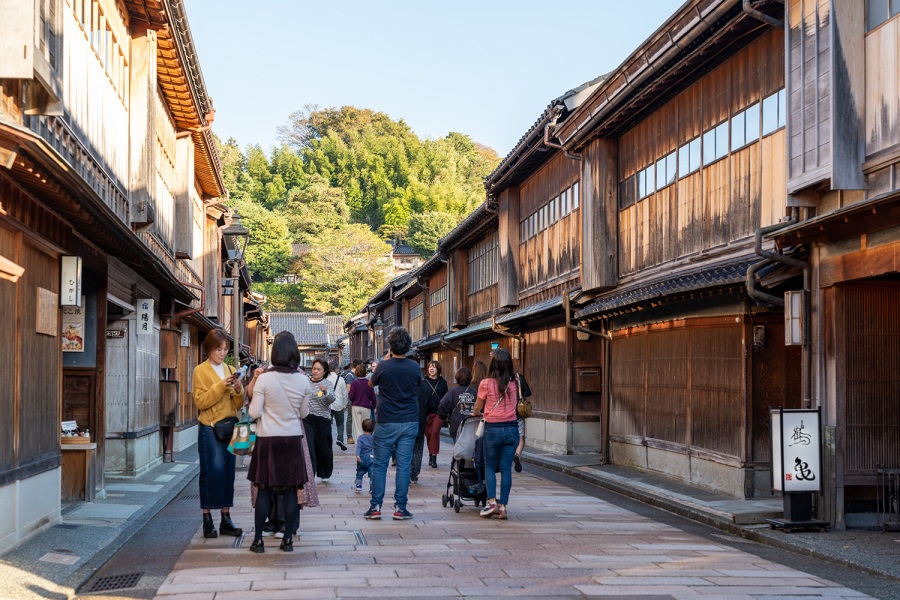 A Deeper Dive into Kanazawa: Exploring Unique Museums｜Trip Ideas｜VISIT ...