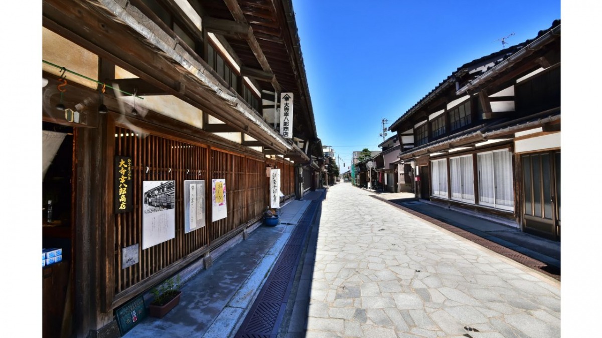 Day Trip from Kanazawa! Discover Two National Treasures and Two ...